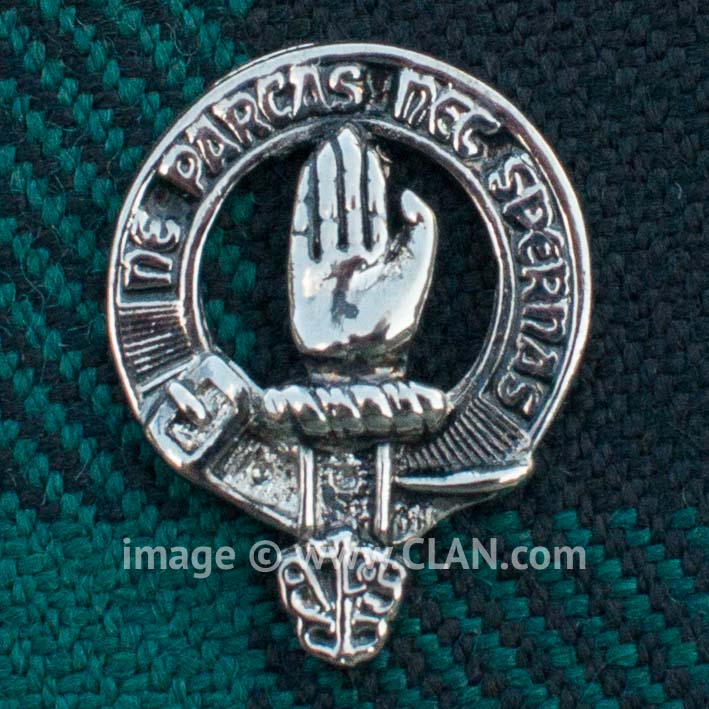 Clan Lamont | 189 Tartan products: Kilts, Scarves, Fabrics & more | CLAN