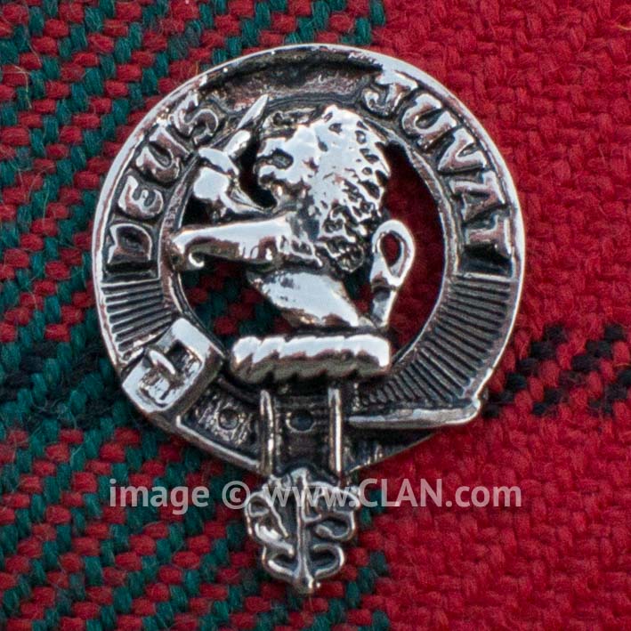 Clan MacDuff | 184 Tartan products: Kilts, Scarves, Fabrics & more | CLAN