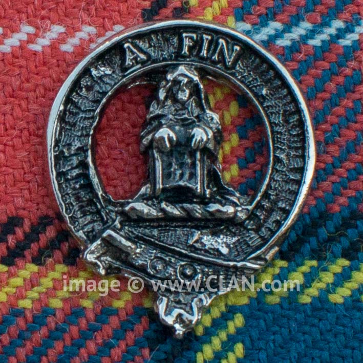 Clan Oglevy | 178 Tartan products: Kilts, Scarves, Fabrics & more | CLAN