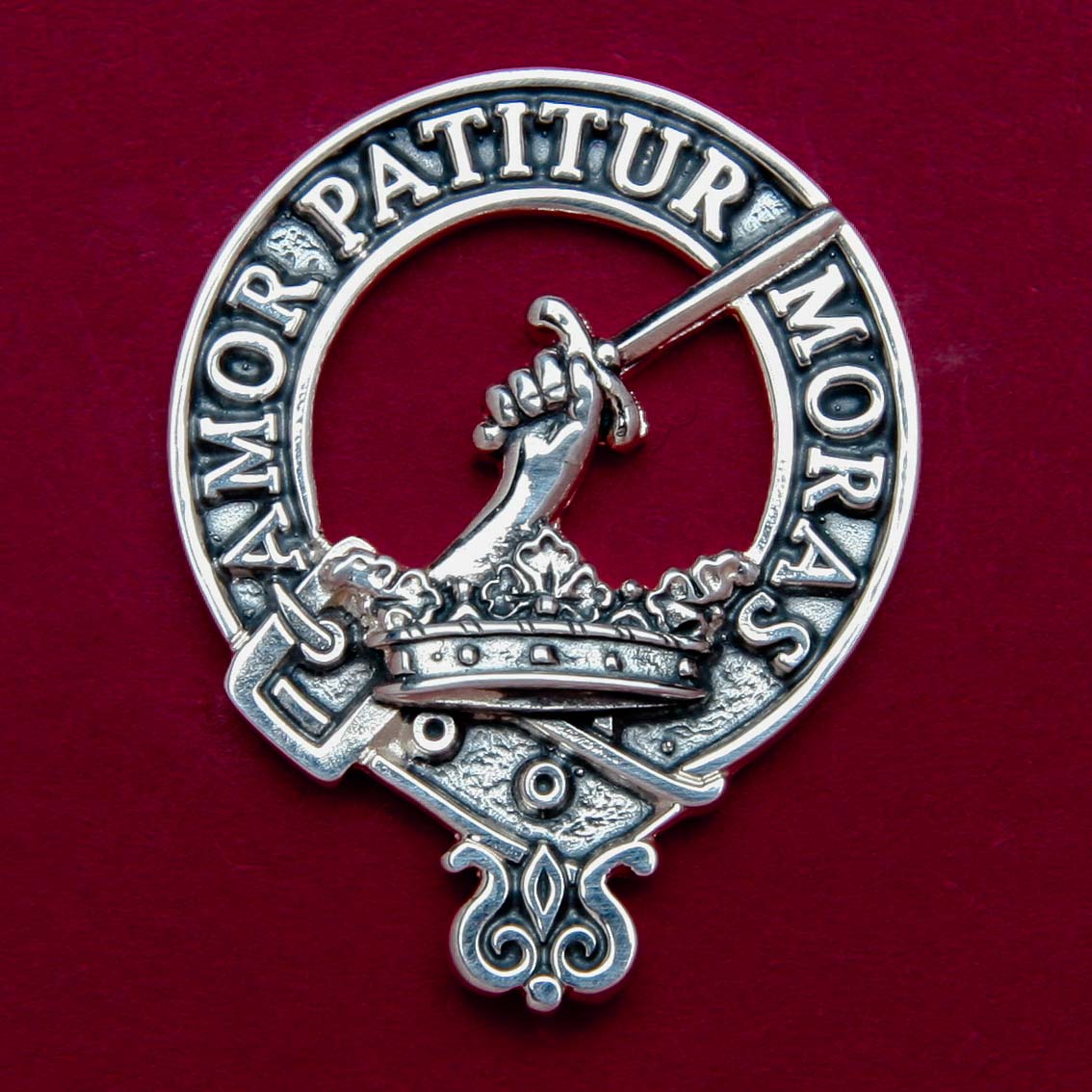 Clan Lumsden | 120 Tartan products: Kilts, Scarves, Fabrics & more | CLAN